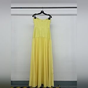 Alexis | Dresses | Sold Out | Poshmark
